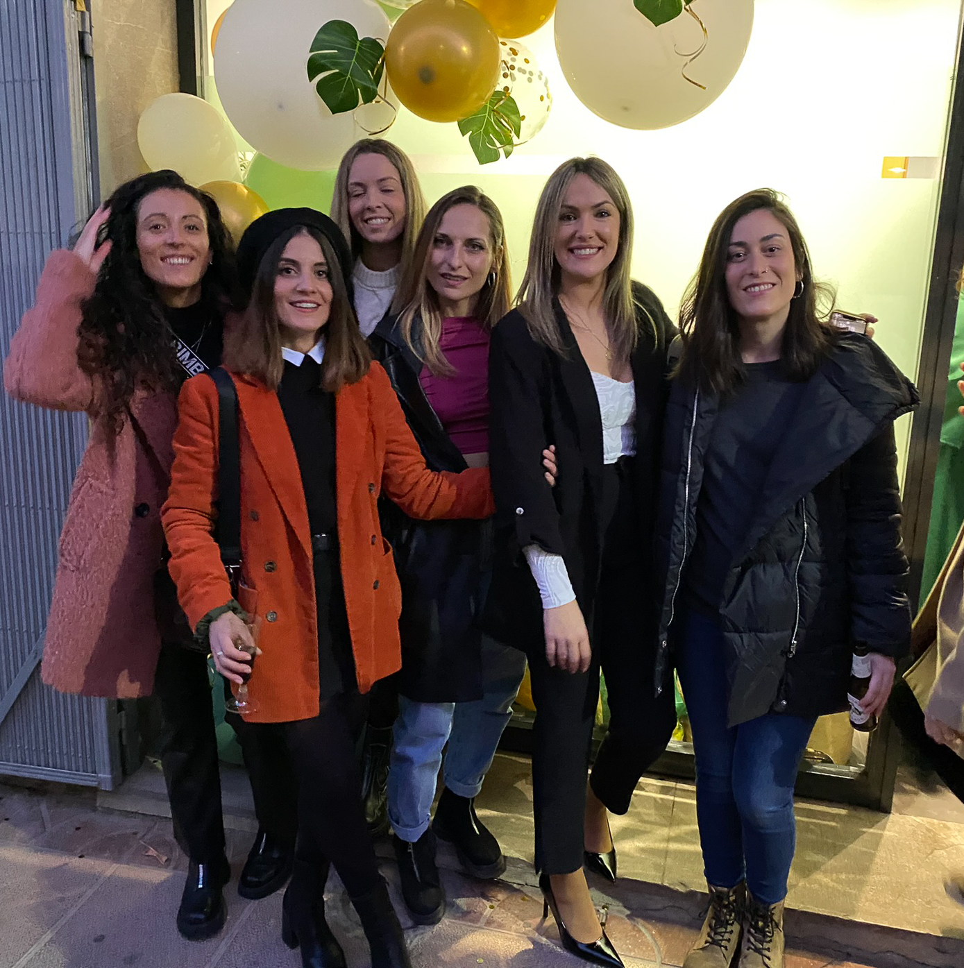 María Sáez inaugura su Clínica en Buñol - hoyunclick