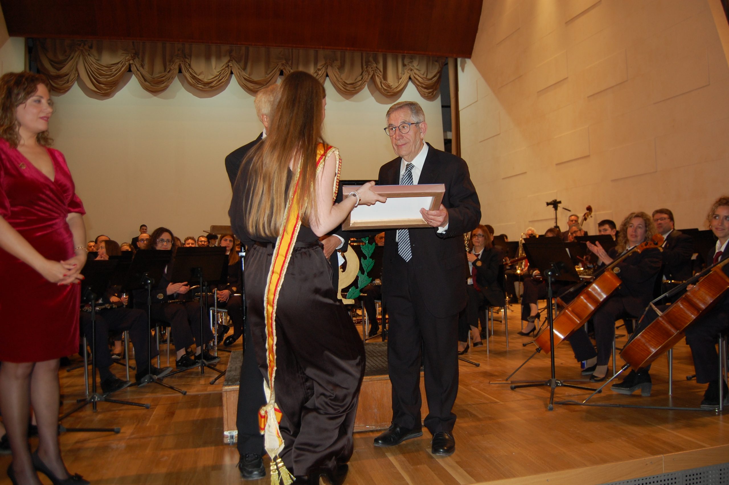 El CIM "La Armónica" de Buñol homenajea a Gregory Fritze - hoyunclick